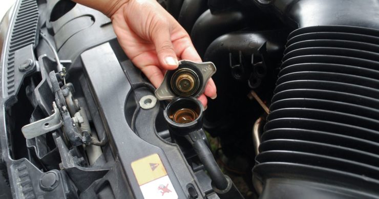 How the Engine Cooling System Works – A Complete Guide